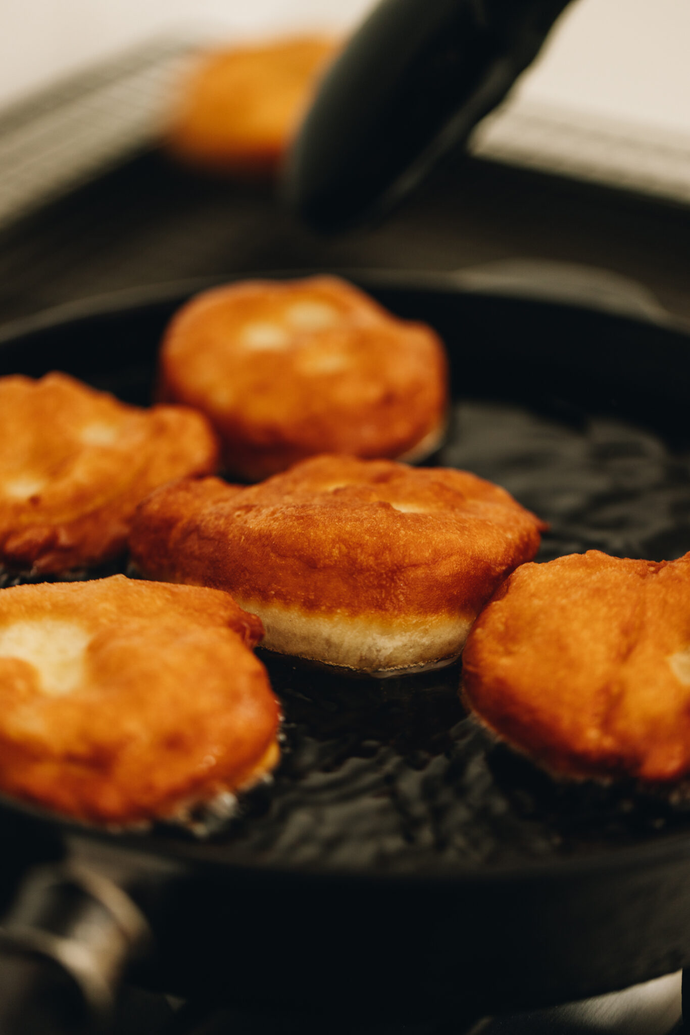 Easy Light and Fluffy Fry Bread (Traditional NZ Style Recipe)